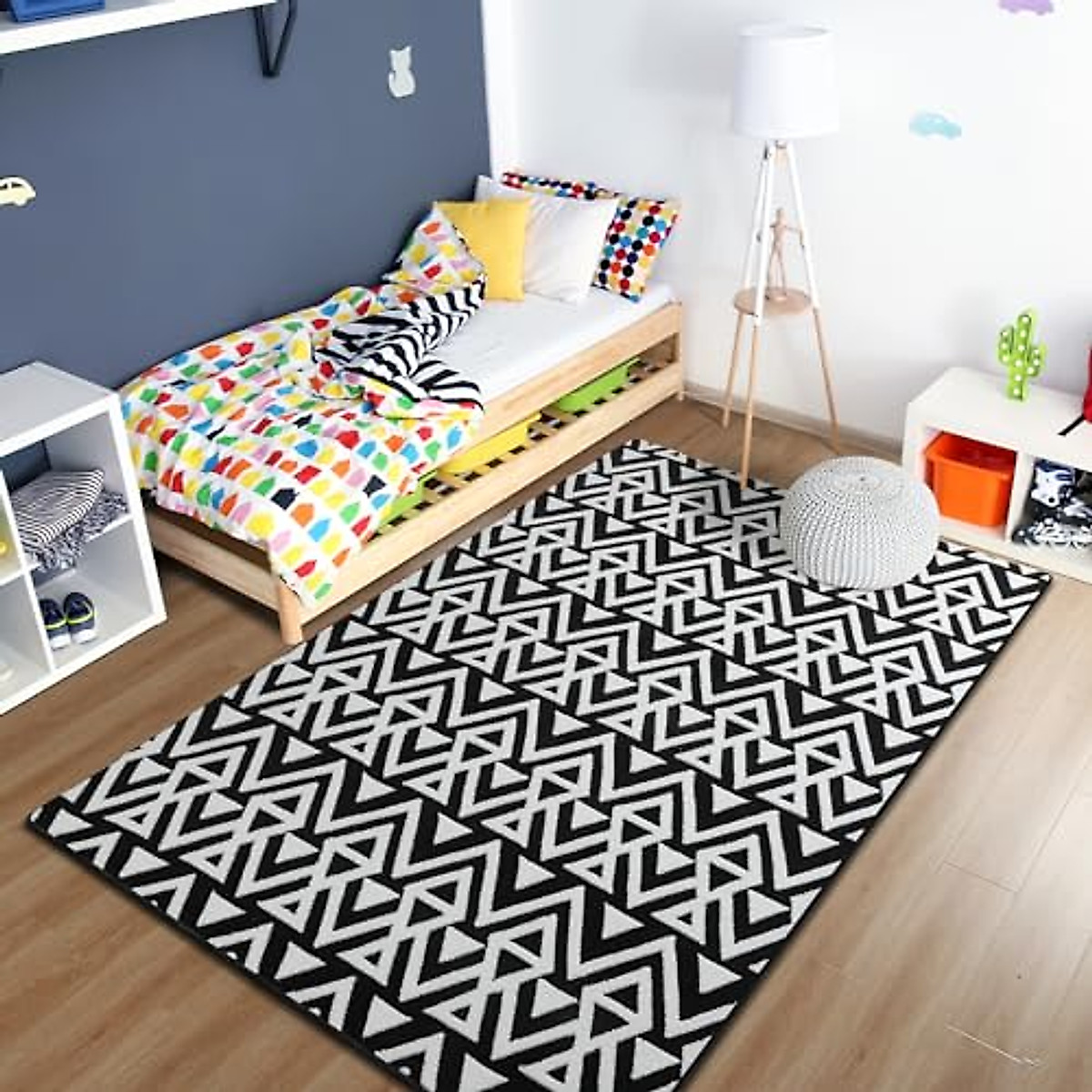Unirea Geometric Shag Area Rugs for Bedroom Living Room, 3x5 Feet Machine Washable Small Rug Memory Foam Fluffy Carpet for Kids Room Dorm Nursery Bedside Play Mat Accent Home Decor, Black