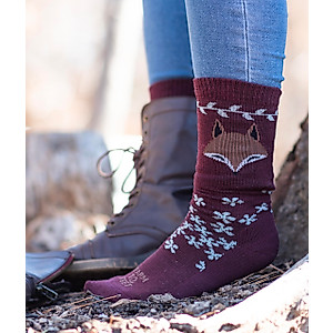 Farm to Feet Women's Emeryville Lightweight Crew Socks, Plum, Small