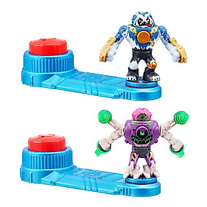 Akedo - Ultimate Arcade Warriors Battle Giants Versus Pack - Drillborg VS Alphawolf - Mini Battling Action Figures Ready, Fight, Split Strike For Ages 6+