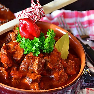 El Gallo Giro Asado de Puerco (7.8 oz) - Seasoned Pork Chunks with Chili Sauce - Heat and Serve - No Preservatives - Keto Friendly