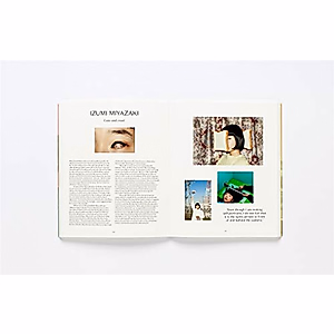 Girl on Girl: Art and Photography in the Age of the Female Gaze (40 artists redefining the fields of fashion, art, advertising and photojournalism)