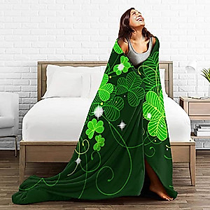JSHXJBWR St. Patrick's Day Four Leaf Clover Throw Blanket Warm Cozy Lightweight Blankets Lucky Green Day Gift Flannel Blanket for Sofa Couch Bed Office Holiday Decorative 50"X40"