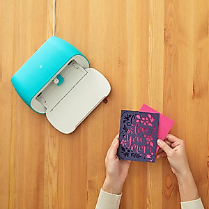 Cricut Joy Card Mat, 4.5" x 6.25", Crafting Mat for All Cricut Joy Cards, Reusable Card Mat with Clear Protective Film, Customize Cards Quickly, Compatible with Cricut Joy Cutting Machine