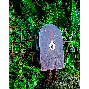 Gnome Tree Decorations Outdoor, Tree Stump Decor, 5.5 Inch Gnomes Garden Decorations, Elf Out The Door Tree Hugger, Funny Back Yard Decor, Garden Peeker Yard Art (Women)