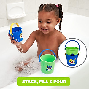 Nickelodeon Pink Fong Baby Shark Bath Toys Set for Children's Tub Time - Cups, Finger Puppets, and Bath Squirters, Blue/Green, 9 Pieces