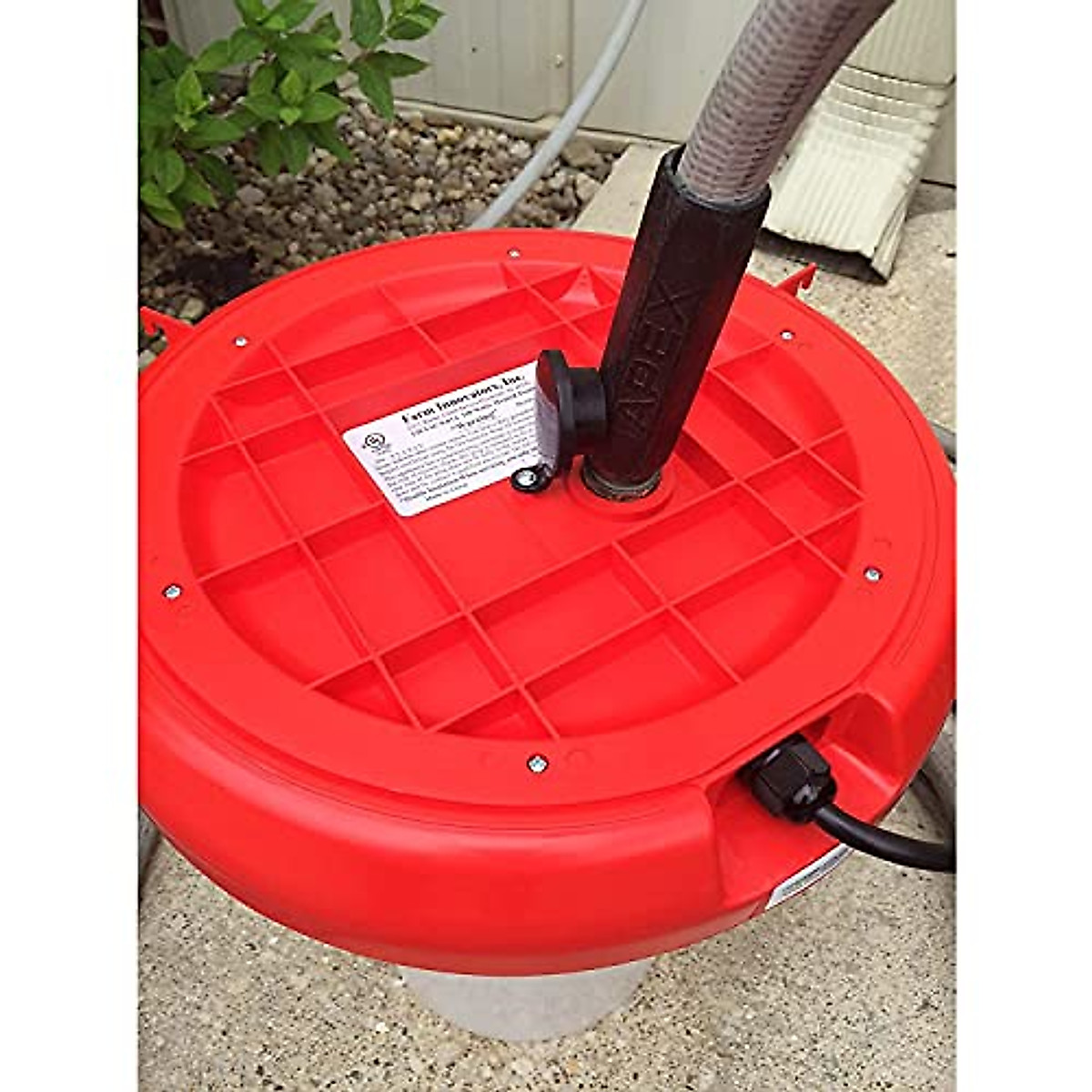 Farm Innovators Model HPF-100 "All-Seasons" Heated Plastic Poultry Fountain For Chicken, 3 Gallon, Red/White, 100-Watt