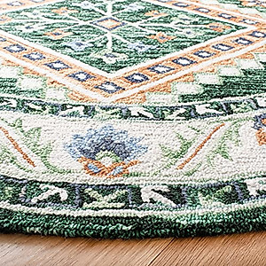 SAFAVIEH Aspen Collection 7' Round Green/Ivory APN706Y Handmade Moroccan Boho Tribal Wool Area Rug