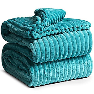 Nestl Throw Blanket for Couch - Cozy Fleece Blanket Throw, Warm Fuzzy Blankets and Throws for Sofa, Fleece Throw Blankets, Teal Soft Blanket, Lightweight Cut Plush Blanket 50x60 inches