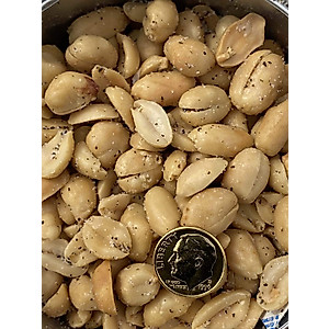 Salt and Pepper 10oz cans Gillespie's Peanuts grown on our family farm! sp (1)