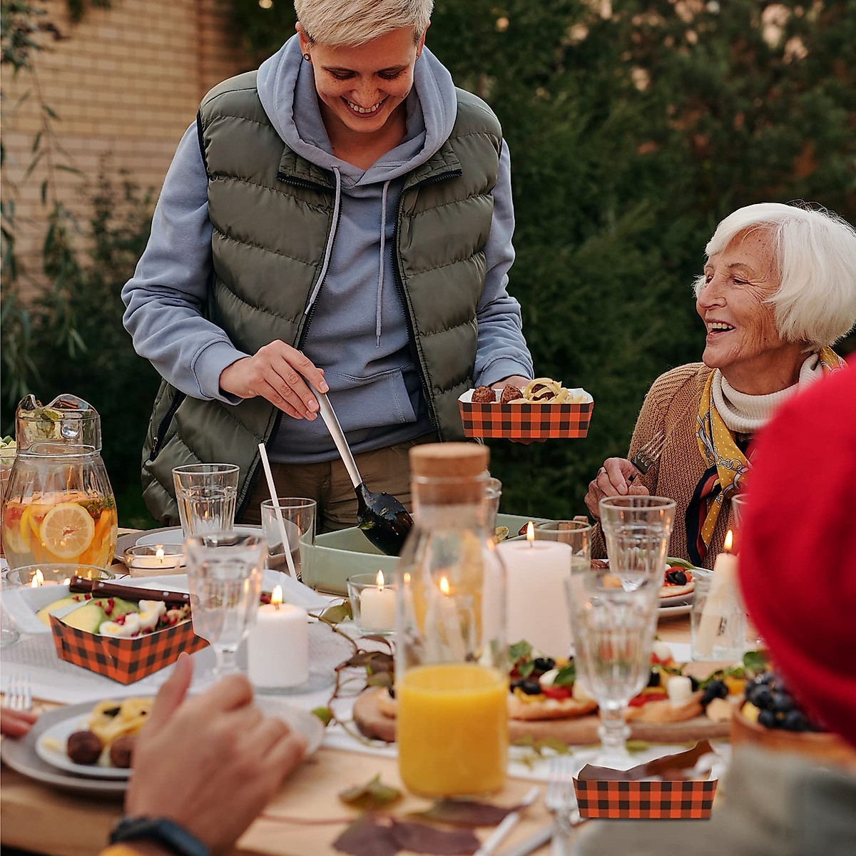 Movie Night Snack Trays Large 4 Corner Food Boxes Movie Night Party Supplies Cinema Serving Trays Paper Food Trays Cinema Party Favors Food Holder for Popcorn Drinks Theater Snack Trays