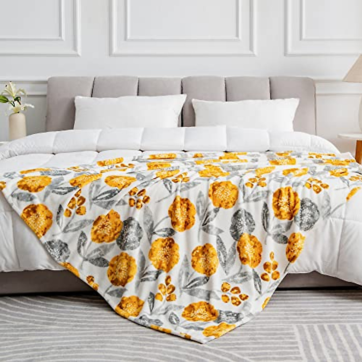 BEDELITE Fleece Throw Blanket for Couch and Bed 60" X 70", 350GSM Thick & Warm Oversized Fall Blanket - Farmhouse Boho Soft Cozy Fuzzy Blankets(Yellow Floral)
