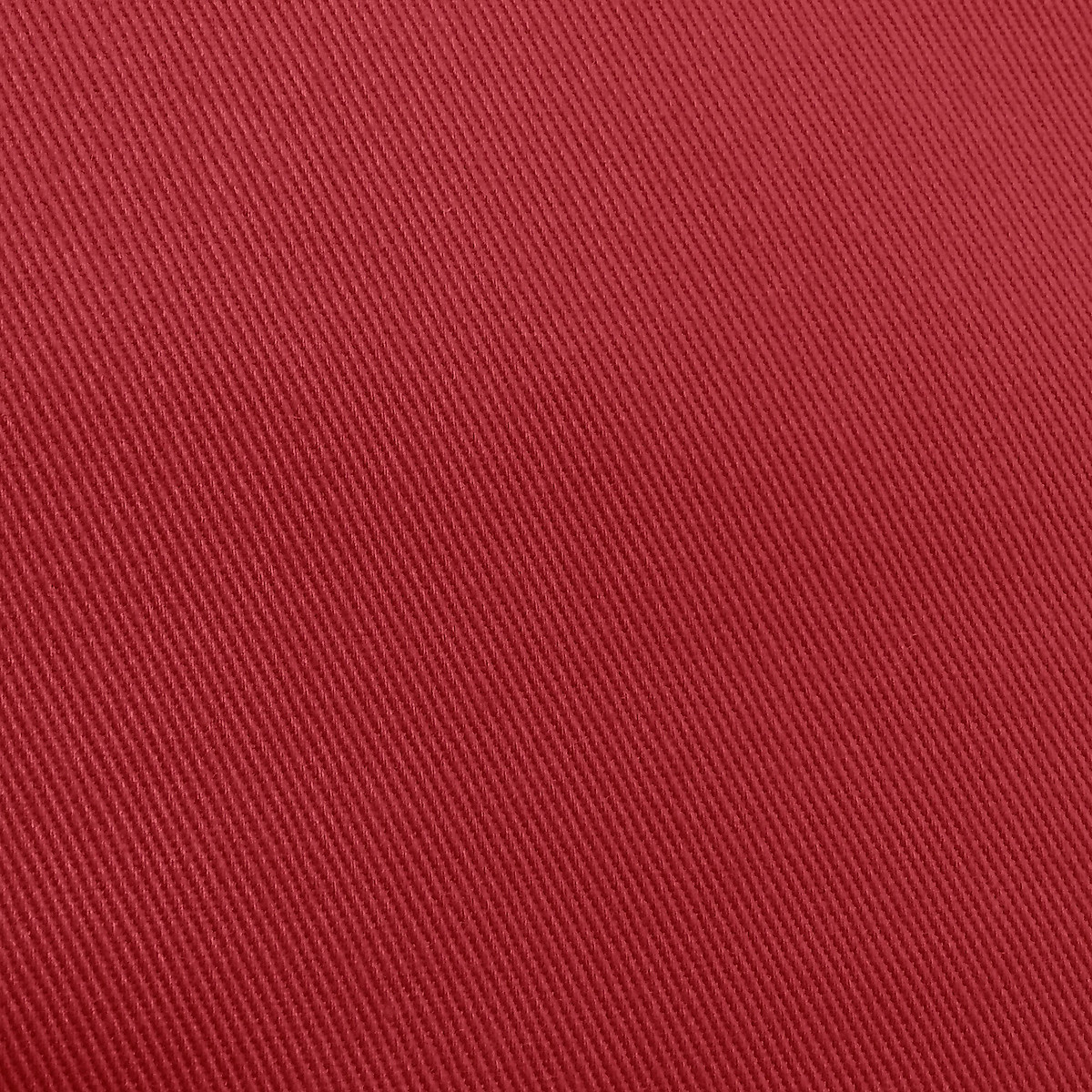 Ultimate Textile Poly-Cotton Twill 52 x 70-Inch Oval Tablecloth Red