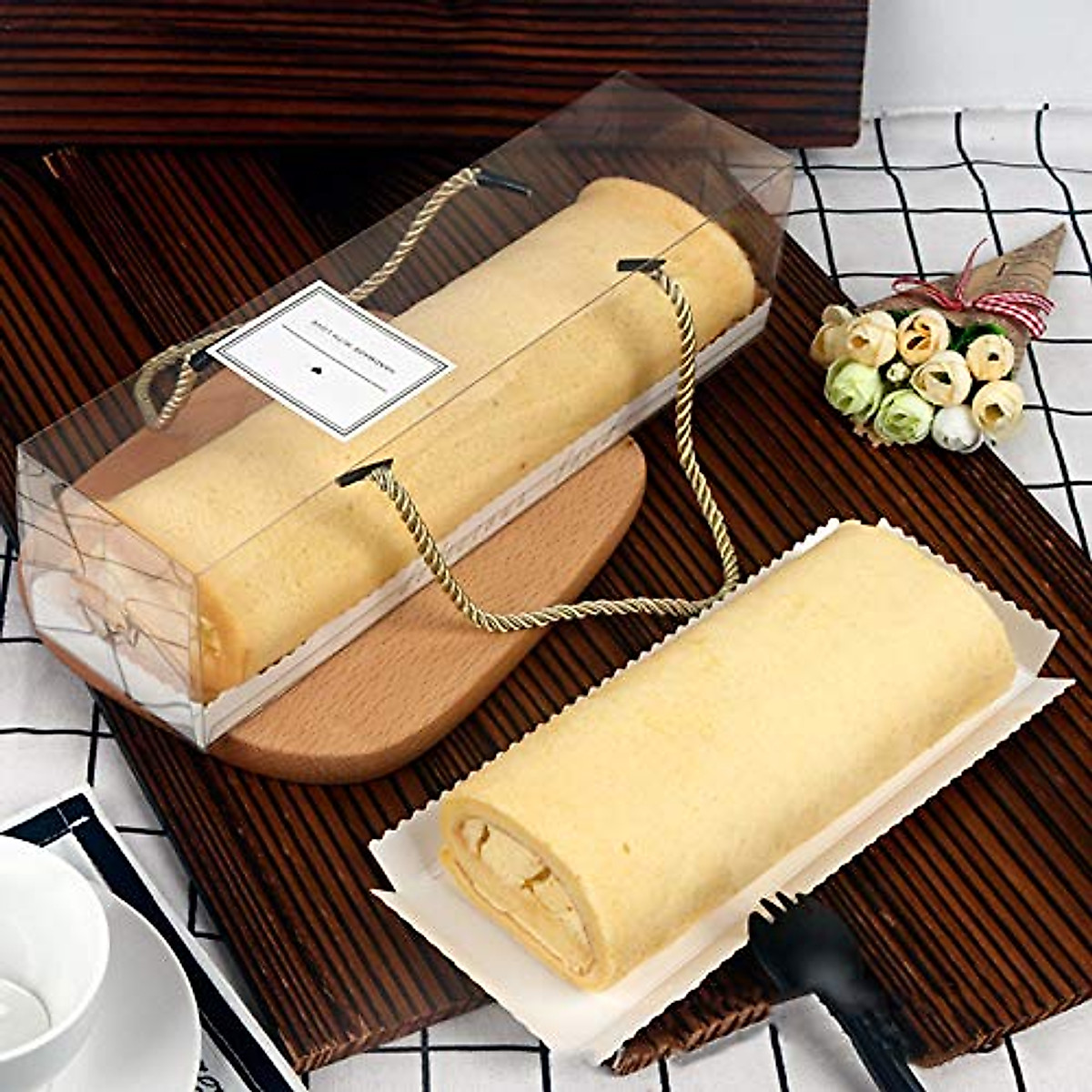 Set of 30 Rectangular portable pastry packaging box/Clear mousse Cake Box Swiss Roll Container/Sandwich Muffin Cheese Pastry Dessert Sushi Fruits Display Food Storage Holder (Gold,7.3"x2.6"x2.6")