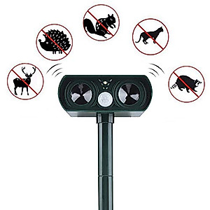 Ultrasonic Solar Animal Repellent, Pest Repeller, Solar Powered Waterproof Outdoor forrepelling Moles, Rats, Snakes