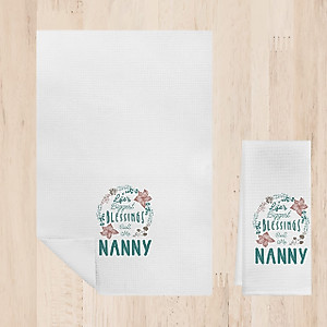 GICHUGI Life's Biggest Blessings Call Me Nanny Kitchen Towels Dishcloths,Grandma Wreath Decorative Dish Towels Hand Towels Tea Towels,Grandma Grandmother Birthday from Granddaughter Grandson