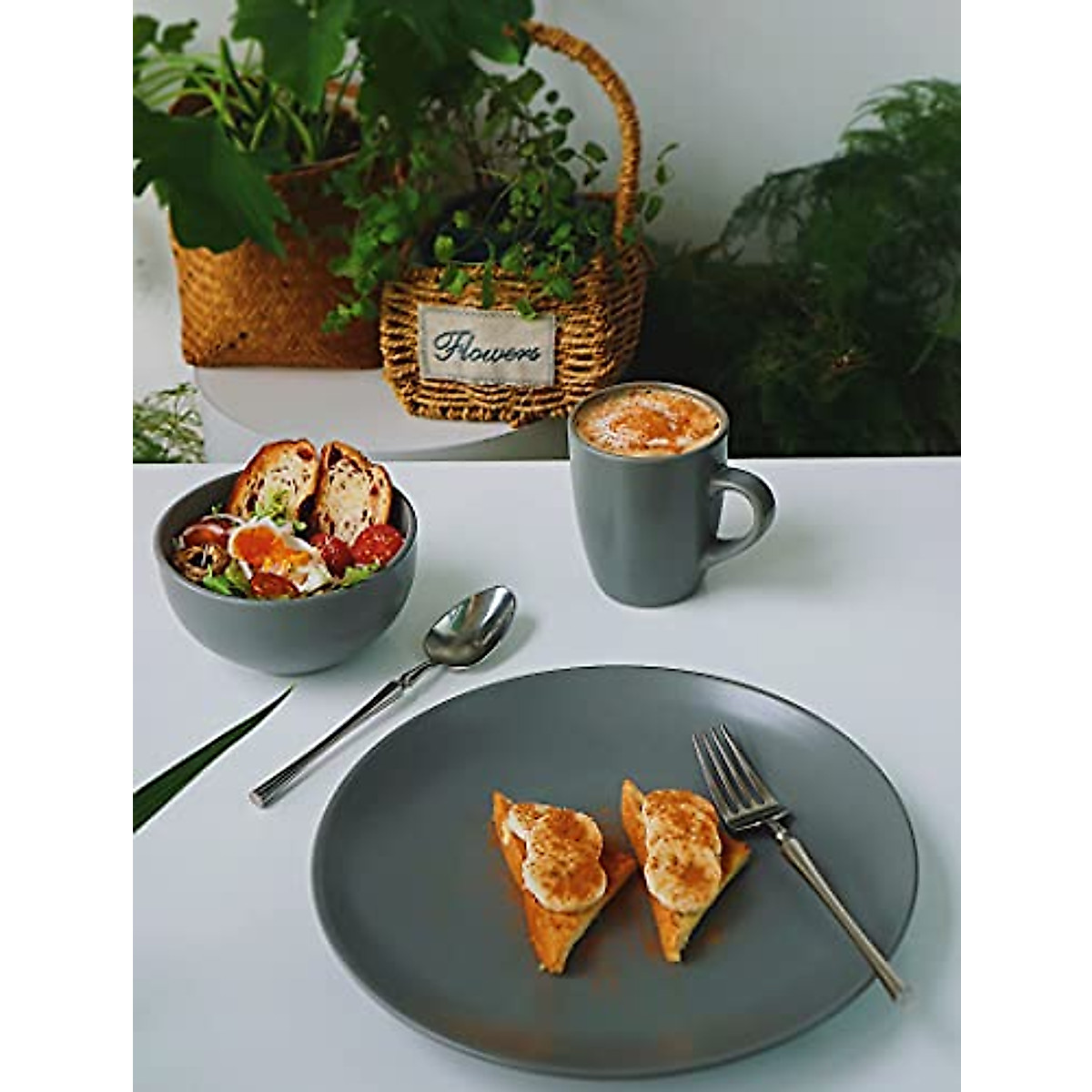 Famiware Dinnerware Set, 16 Piece Dishes Set, Plates and Bowls Set for 4, Gray Matte…