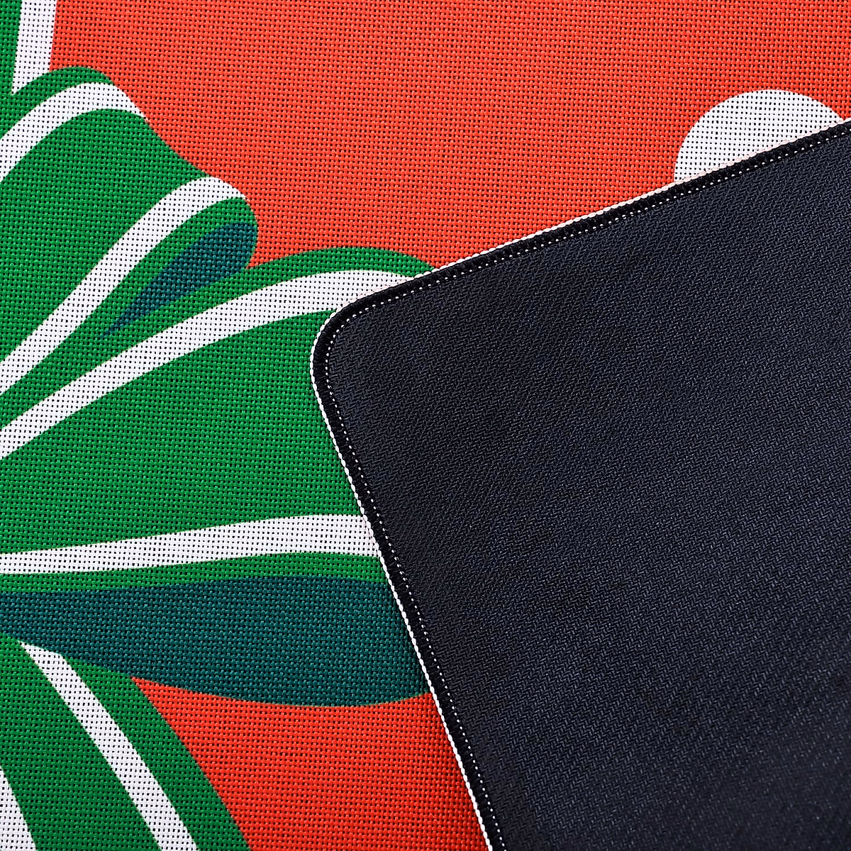 TRUEDAYS Christmas Red Bowknot Door Mat, Outdoor Indoor Welcome Rug Durable Bedroom Door Mats, Cute Cartoon Gift Box Snowflake Christmas Decorative Doormat with Non Slip Rubber Backing