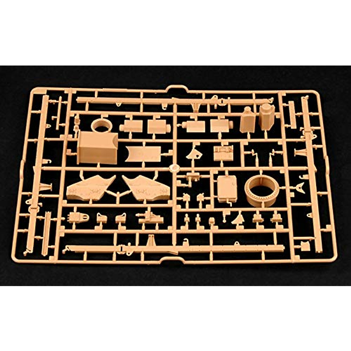 Hobby Boss German 80cm K(E) Railway Gun 'Dora' Vehicle Model Building Kit for 14 years to 18 years