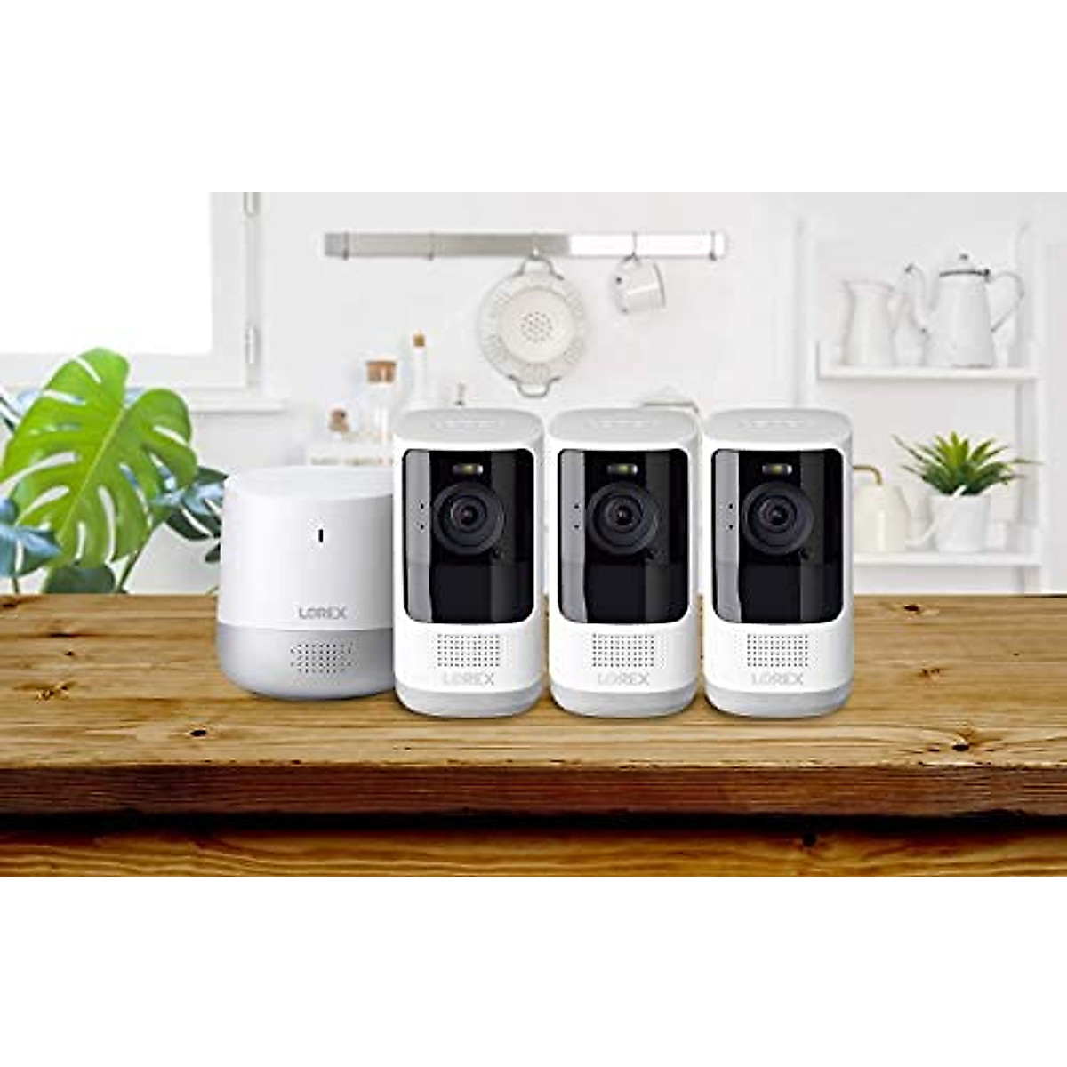 Lorex Home Hub 32GB with Three 2K QHD Wire-Free Battery-Operated Indoor/Outdoor Security Cameras