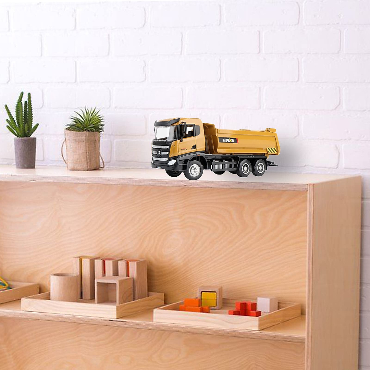 Gemini&Genius Construction Dump Truck Toy, Heavy Duty Alloy Construction Toys Vehicle, 1:50 Scale Diecast Site Dumper, Toy Trucks for Kids 8,9,10,11,12 Year Old and up