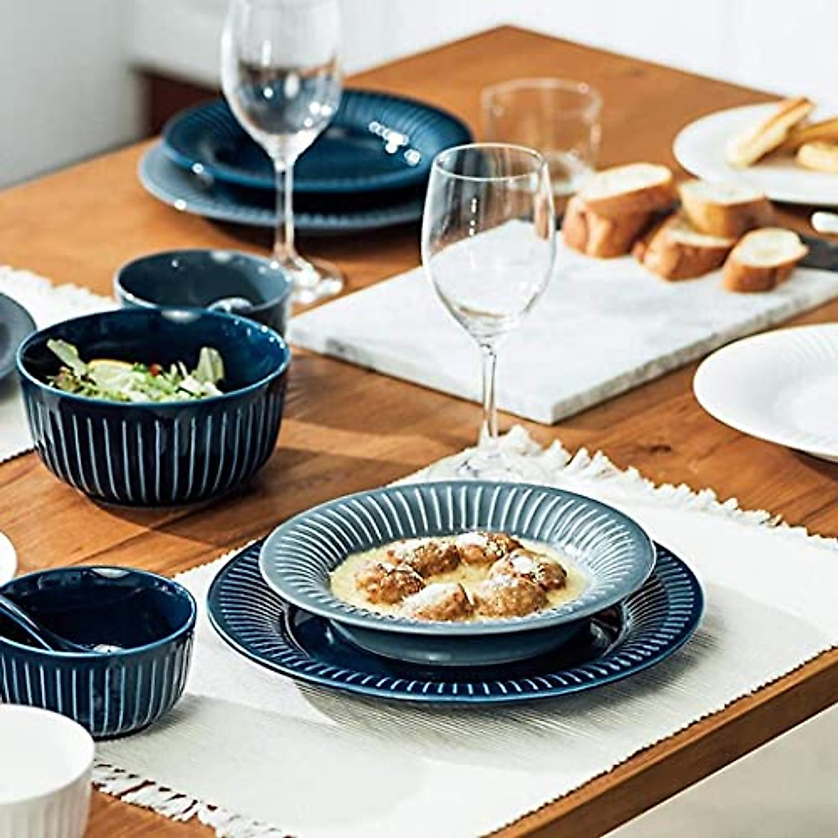 Dinnerware Set,46 Pieces White Blue Vertical Pattern Ceramics Dinner Sets Plates Bowls Combination for Family Party
