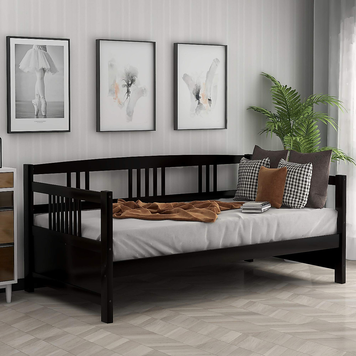 Royard Oaktree Solid Wood Daybed, Twin Size Daybed with Three-Side Rail, Modern Sofa Bed Frame with Wooden Slats Support Mattress Foundation for Bedroom, Living Room, Guest Room, Espresso