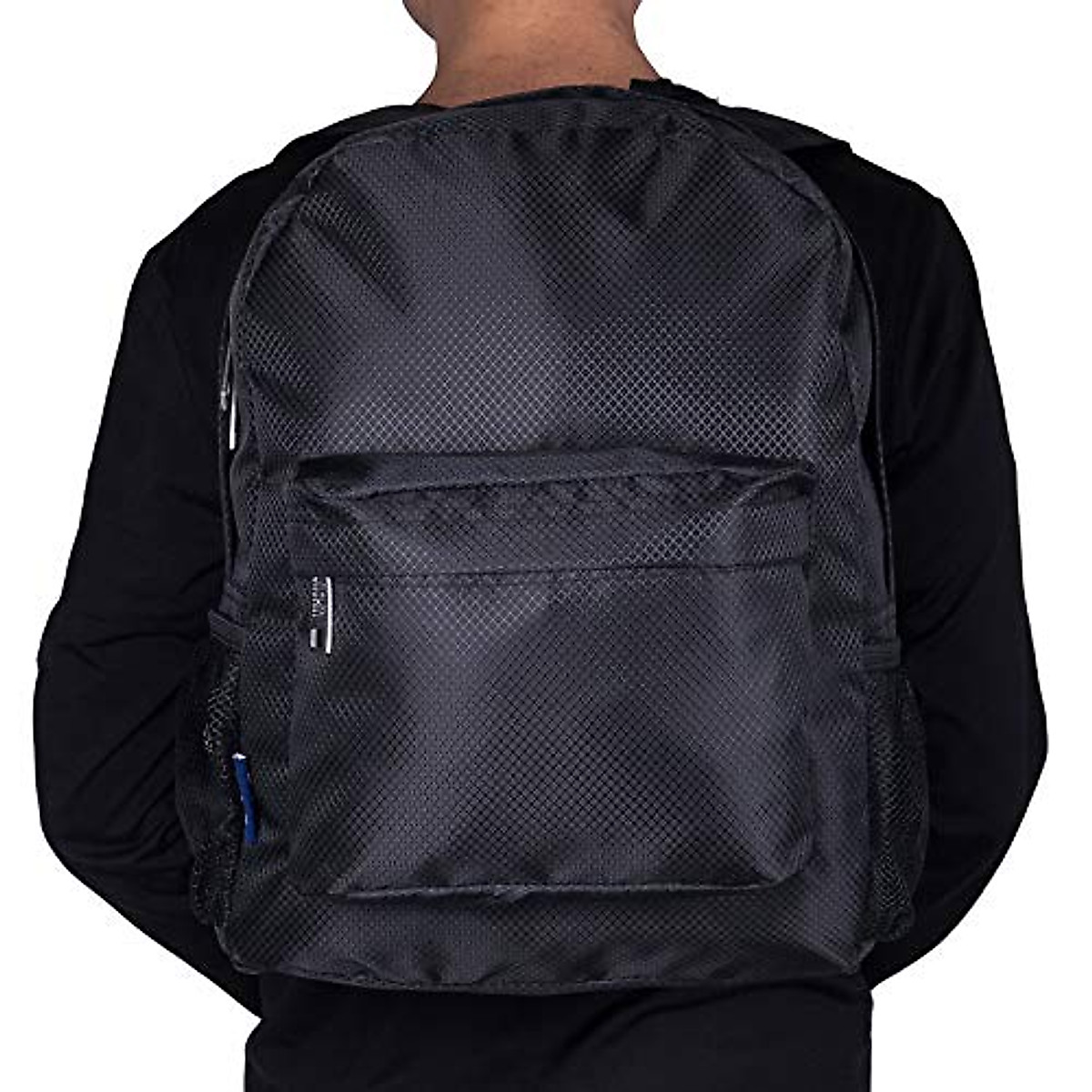 Wildkin Kids 16 Inch Backpack for Boys and Girls, Ideal Size for Kindergarten, Elementary, and Middle School, Perfect for School and Travel, 600 Denier Polyester, BPA-Free (Rip-Stop Black)