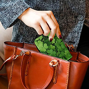 St Patrick's Day Green Seamless Shamrock Clover Lucky Four Leaves Grey Credit Card Coin wallet, RFID Blocking Compact Women Leather Card Holder, Key Change Organizer, Zipper Purse Clutch Pouch