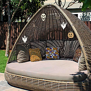 Halloween Fabric Squares,8 Pieces Spooky Fall Pumpkins Cotton Fabric,50cm x 50cm/20 x 20Inches Halloween Quilting Material for Halloween Horror Autumn Party Decorations Sewing Clothes