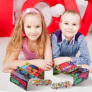 36 Pcs Finger Skateboards with Greeting Cards for Valentines Day Set, Finger Board Assorted Mini Skateboards Valentine Classroom Exchange Cards Valentine Party Favor for Valentine's Day Prizes Gift