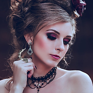 Taiyin 2 Pcs Scorpion Ring Halloween Cosplay Ring Silver Scorpion Ring Gothic Knuckle Joint Finger Ring Adjustable Scorpion Ring for Halloween Cosplay Costume Accessories