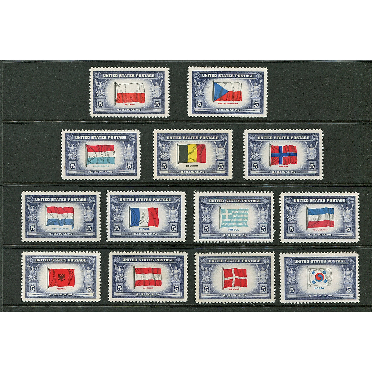 USA 1943-44 Overrun Countries Issue Set of 13 Postage Stamps, Catalog No 909-21