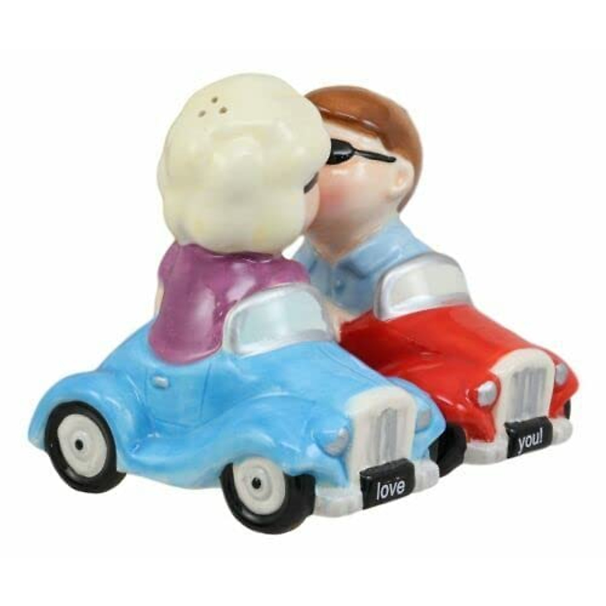 Set Of 1 Love You Valentines Couple Kissing In Cars Magnetic Salt And Pepper Shakers