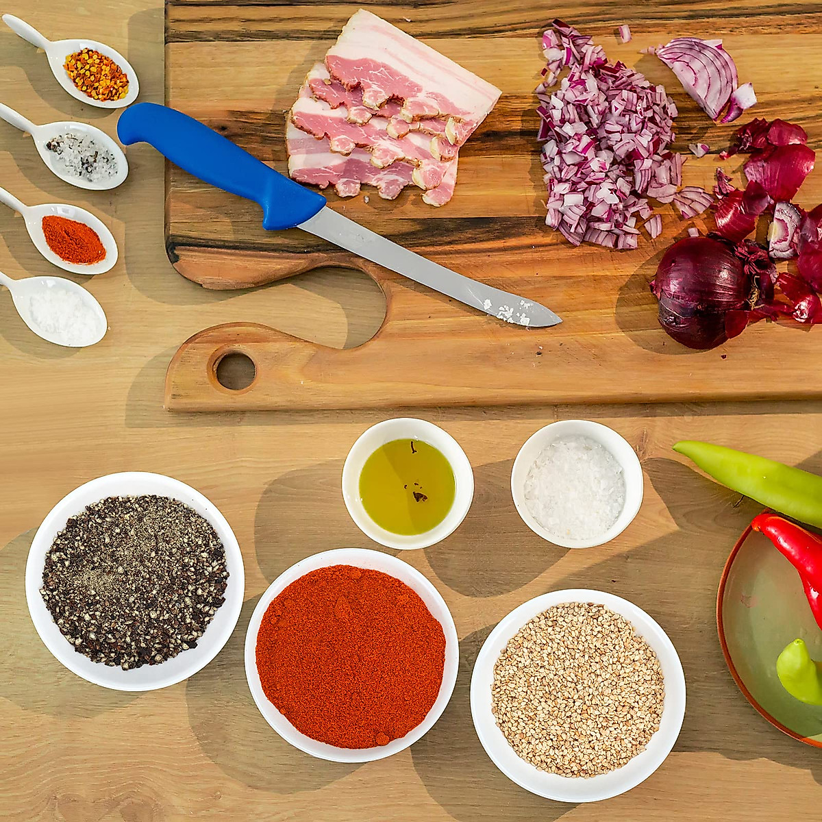 50 Pcs White Ceramic Dipping Bowls 3 oz Round Soy Sauce Dish and Bowls Small Porcelain Dipping Sauce Bowls Set for Ketchup Sushi Soy Sauce BBQ Sauce Serving Bowl Set and Party Dinner Supplies