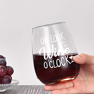 Futtumy Oh Look It's Wine O’clock Stemless Wine Glass, Wine Gifts for Women Men Friends Her Him Coworkers Wine Lovers Congratulation Birthday Christmas, 15Oz Wine Glass with Funny Words