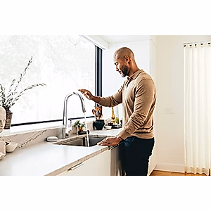 Moen S75005EVC Nio Smart Touchless Pull Down Sprayer Kitchen Faucet with Voice Control and Power Boost, Chrome