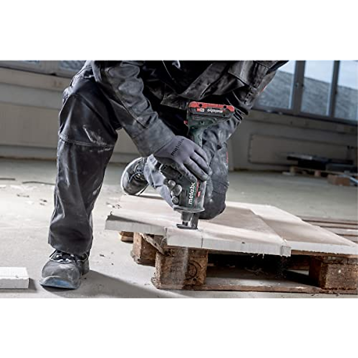 Metabo 602366840 18V Brushless Compact Lithium-Ion 5/8 in. Cordless Reciprocating Saw (Tool Only)