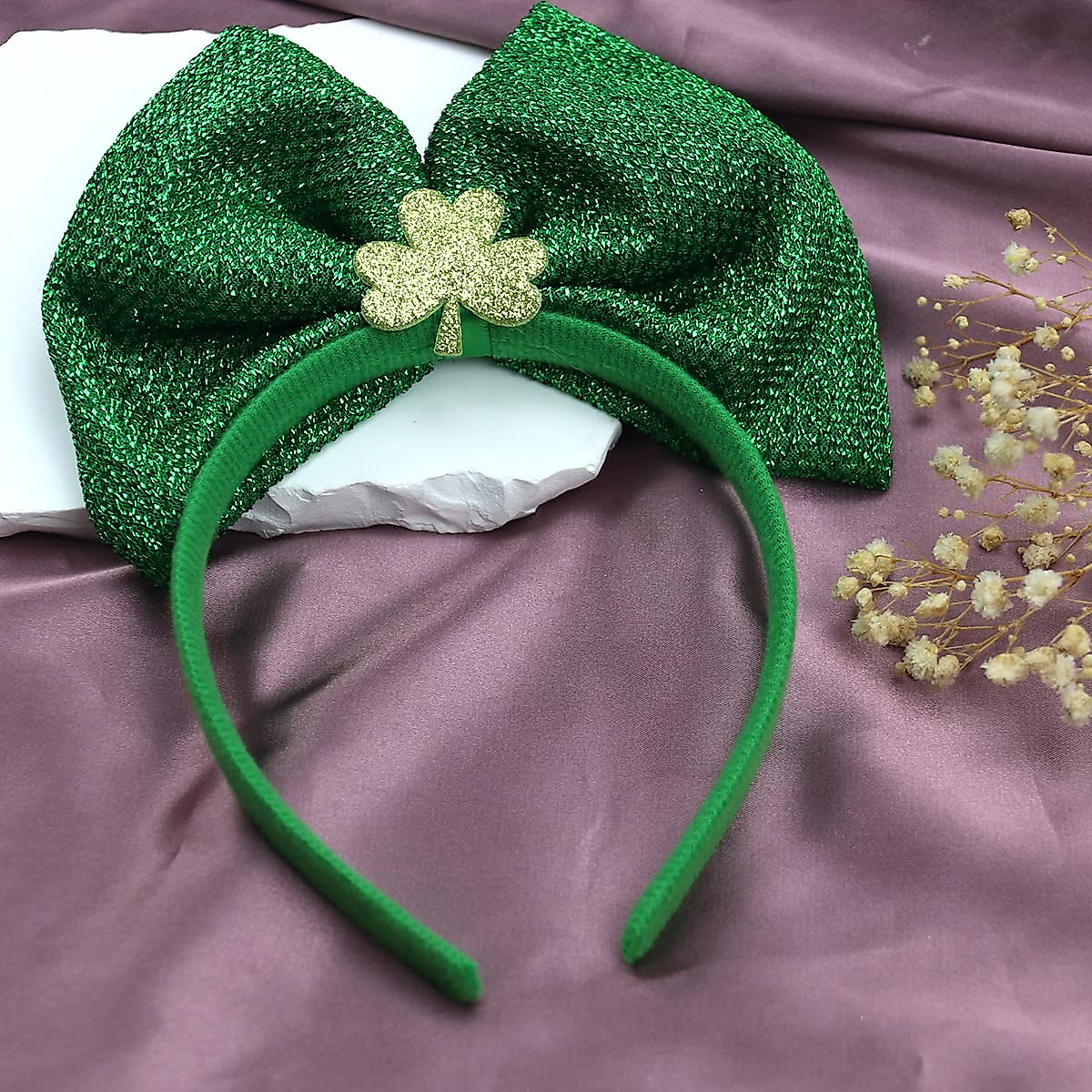 Kistreao Shamrock Bow Headband St. Patrick's Hair Band Green Clover Hair Accessories for Girls Women St. Patrick's Day Party Gift
