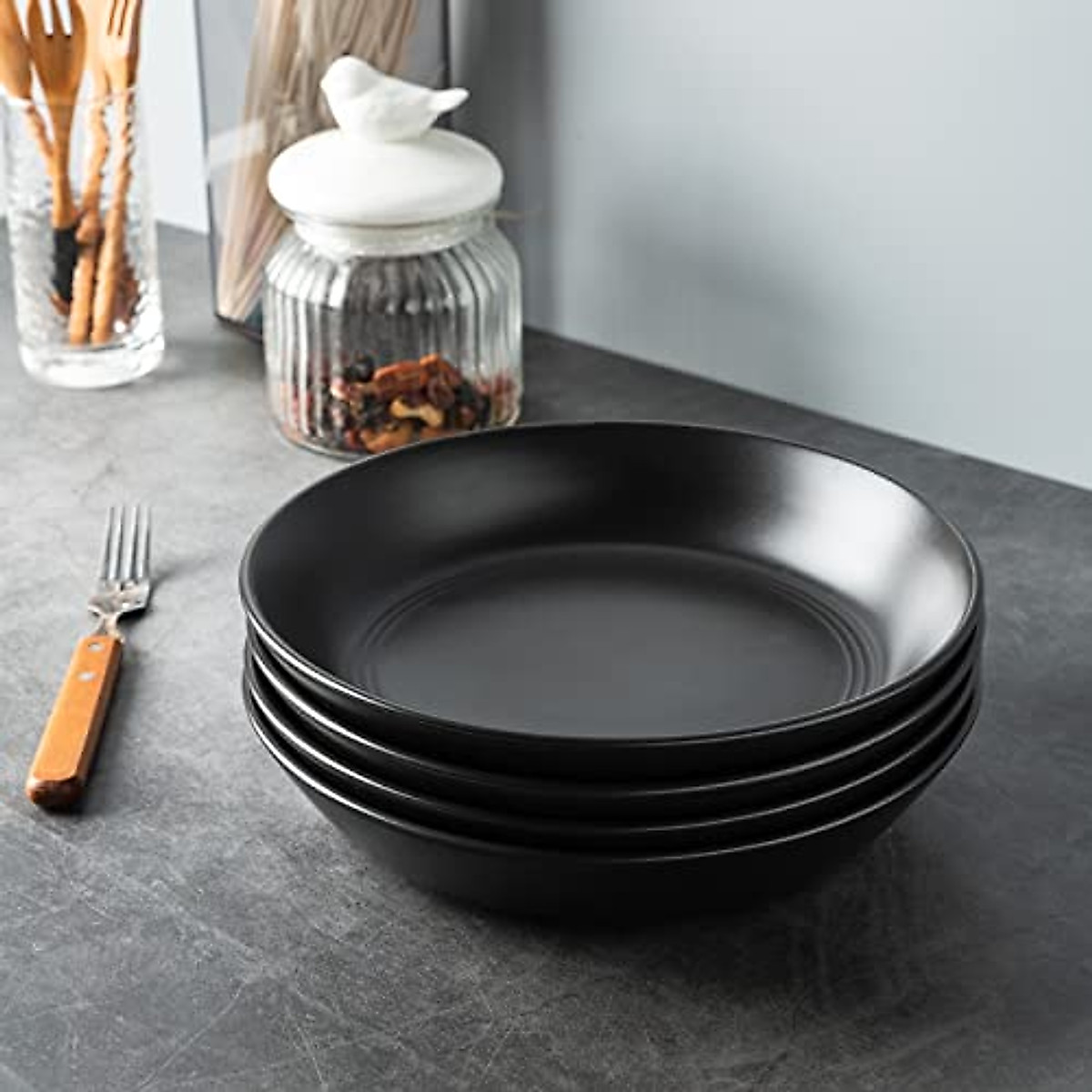 AmorArc 9.5'' Stoneware Pasta Bowls, 38oz Large Wide Salad Serving Bowls Set of 4 for Pasta Salad Snacks Bread Meal, Microwave Safe Flat bowls for Kitchen, Matte Black