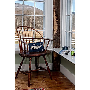 Chandler 4 Corners Artist-Designed Little Whale Hand-Hooked Wool Decorative Petite Throw Pillow (8” x 12”)