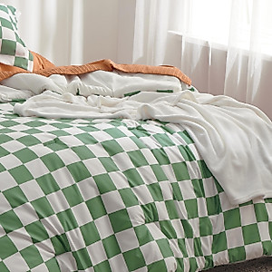 Bedsure Twin/Twin XL Comforter Set - Twin Extra Long Comforter Set, Checkered Dorm Bedding for Boys, 2 Pieces, 1 Soft Green Comforter and 1 Pillow Sham