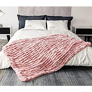 Faux Fur Throw Blanket Beige 50'' x 65'' - Soft Ruched Fuzzy Blankets for Couch, Luxurious Cozy Warm Plush Throws Thick Fluffy Blanket for Bed Sofa Home Decor Winter