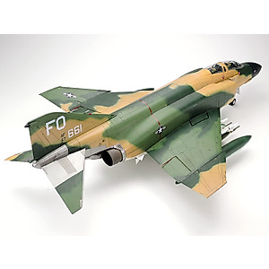 Tamiya 60305 1/32 Mcdonnell F-4 C/D Phantom II Plastic Model Airplane Kit