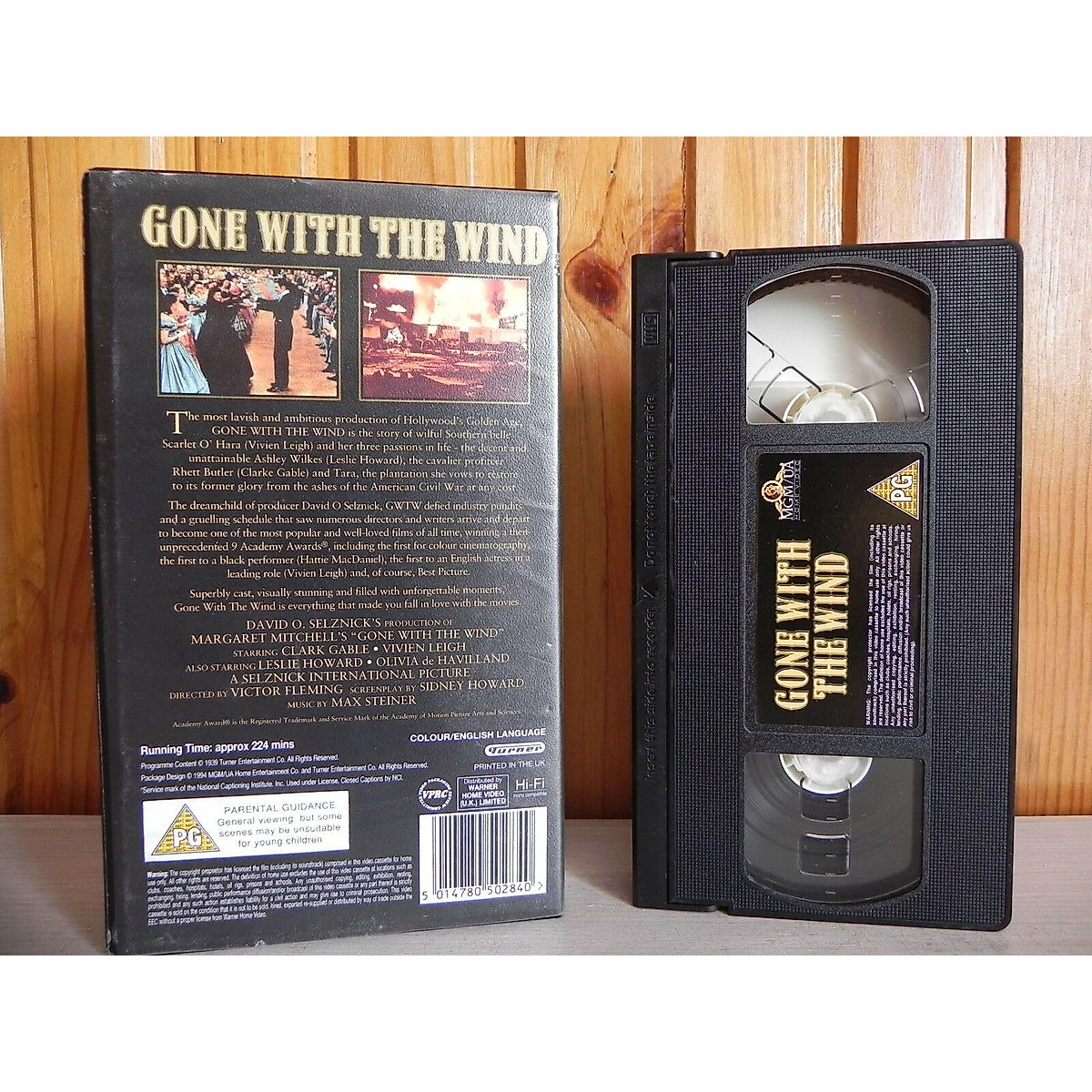 Gone with the Wind [VHS]