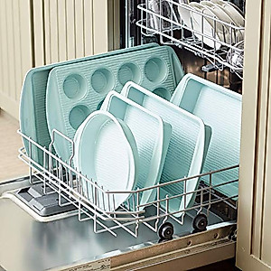 Wilton Texturra Performance Non-Stick Bakeware Baking Pans Set - Versatile Baking Set with Unique Texture to Encourage Airflow for Even Heating, Blue, 7-Piece