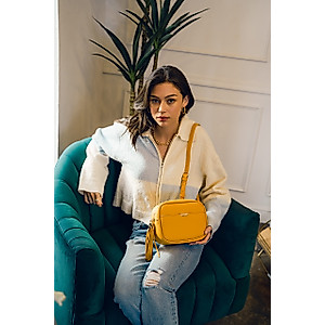 V+BENIE Tassel Small Crossbody Bag with Chain Strap Small Purse Handbags for Women, Camera Bag Kelly Green