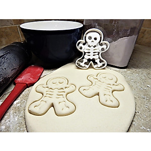 GINGERBREAD SKELETON MAN BODY BONES HALLOWEEN COOKIE CUTTER MADE IN USA PR113