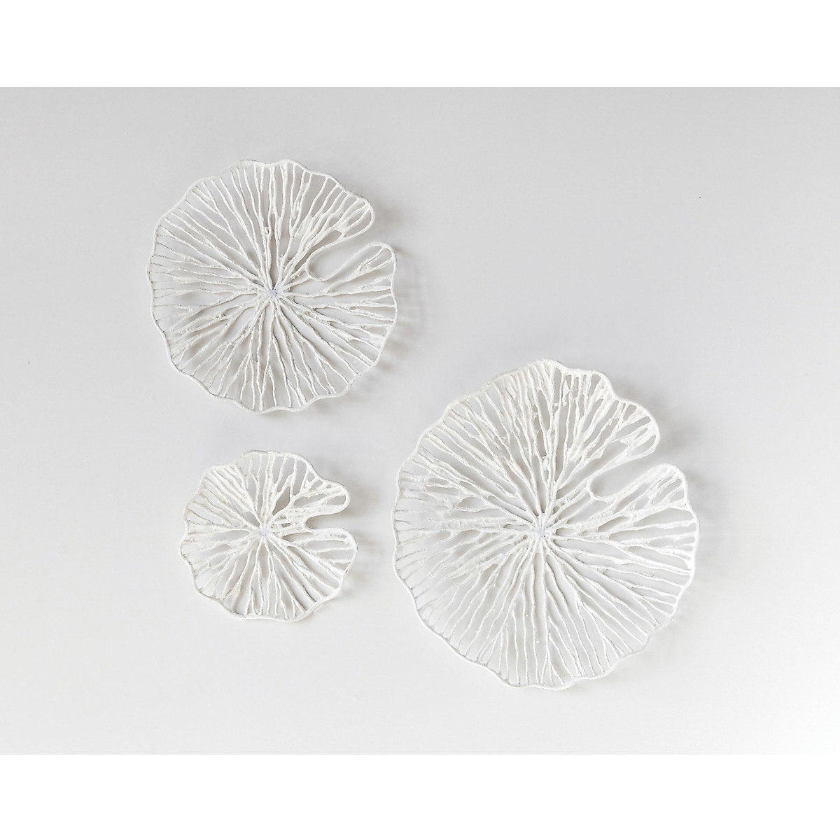 Creative Co-Op Handmade White Coral Shaped Paper & Metal Wall Décor (Set of 3 Sizes)