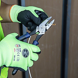 Klein Tools J213-9NE Side Cutter Linemans Pliers, High Leverage, 9-Inch, Streamlined Design, Color Coded