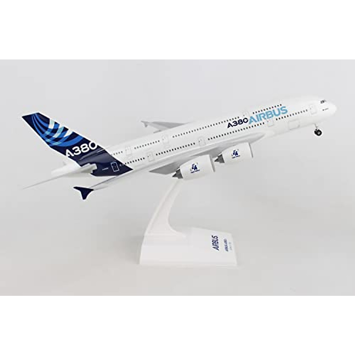 Daron Skymarks Airbus A380-800 H/C with Gear, 1/200-Scale,White